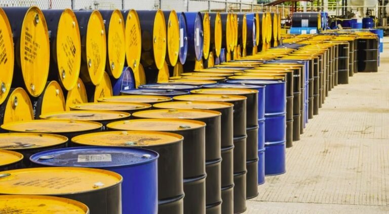 Group 2 Base Oils: Guide to Their Properties and Uses – Nescol Lubricants